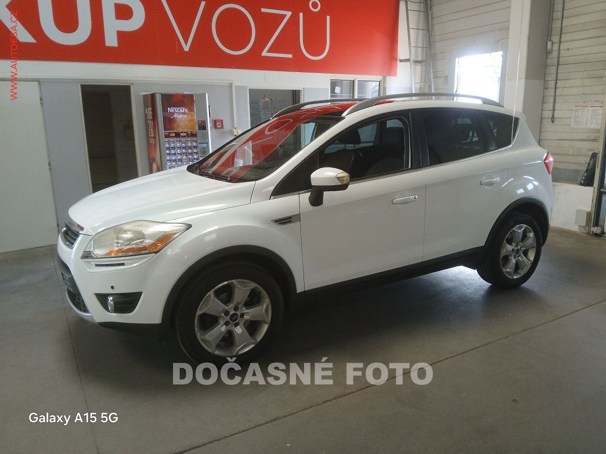 Ford Kuga 2.0 TDCi, panorama, kůže | Největší inzerce autobazarů - TipCars