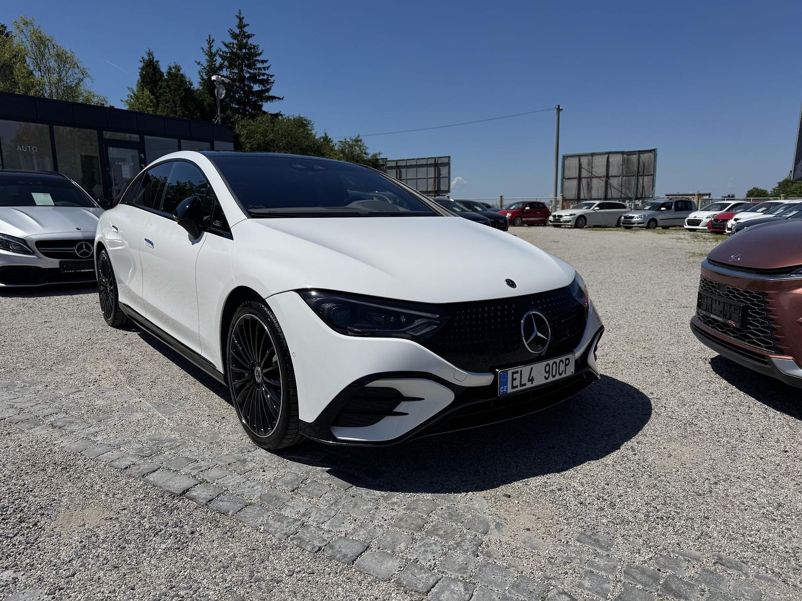 Mercedes-Benz EQE 500 4-Matic AMG 1.Majitel | Největší inzerce ...