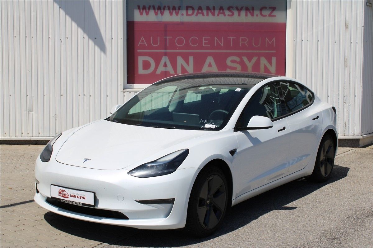 Tesla Model 3 0,0 LONG RANGE DUAL MOTOR | Největší inzerce autobazarů ...