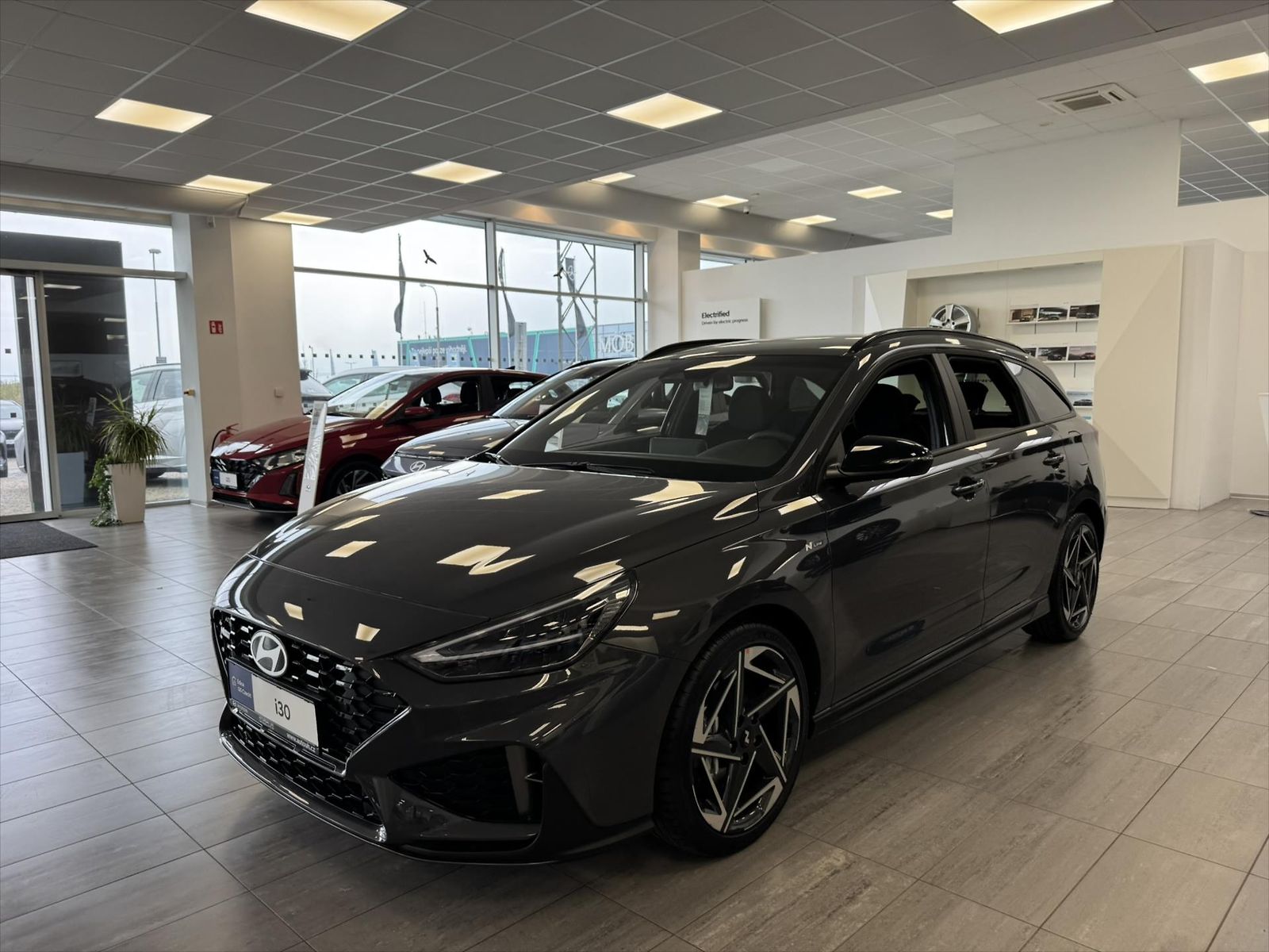 Hyundai i30 1,6 T-GDI 26 WG DCT GO N LINE | Největší inzerce autobazarů ...