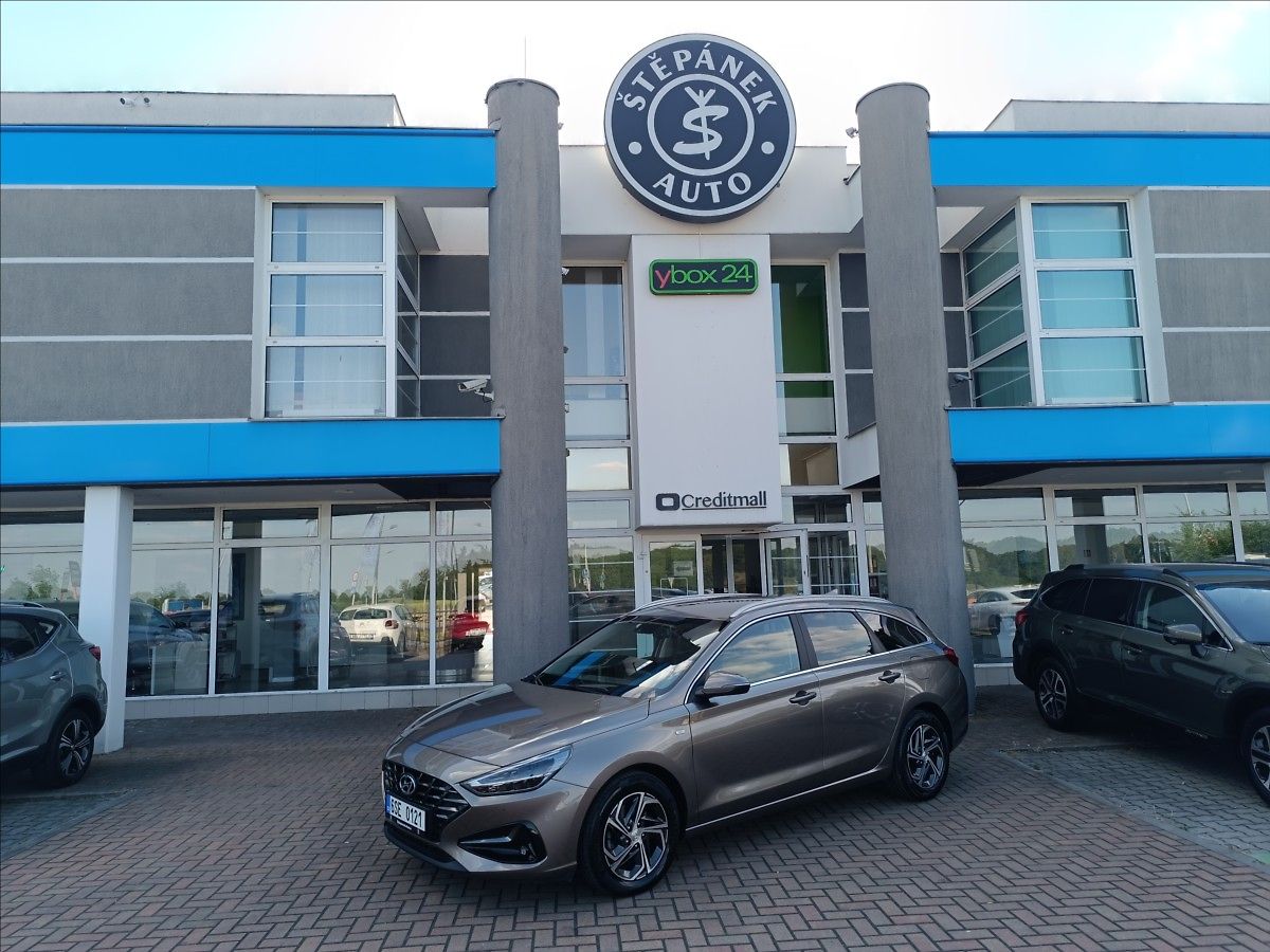 Hyundai i30 1,5 T-GDi, MHEV, DCT Smart | Největší inzerce autobazarů ...