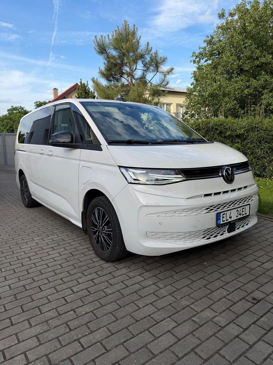 Volkswagen Multivan 1.4TSI PHEV Long TOP VÝBAVA | Největší inzerce ...