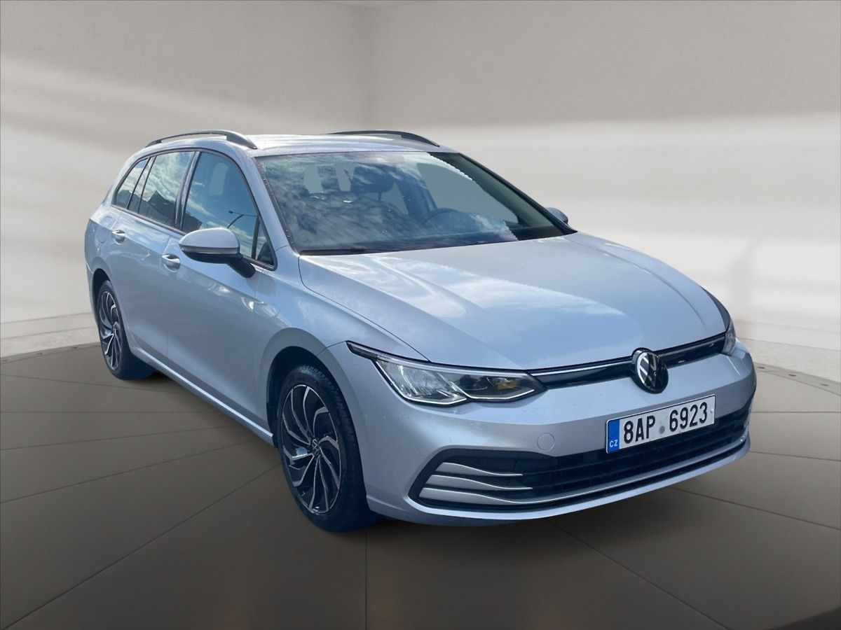 Volkswagen Golf 1,5 TSI 110 Life | Největší inzerce autobazarů - TipCars