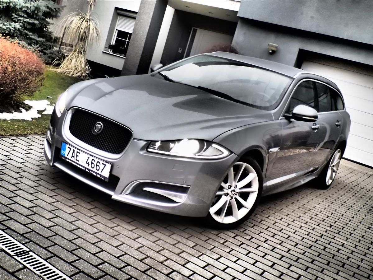 Jaguar XF 3,0 ČR, Automat, Navigace | Největší inzerce autobazarů - TipCars